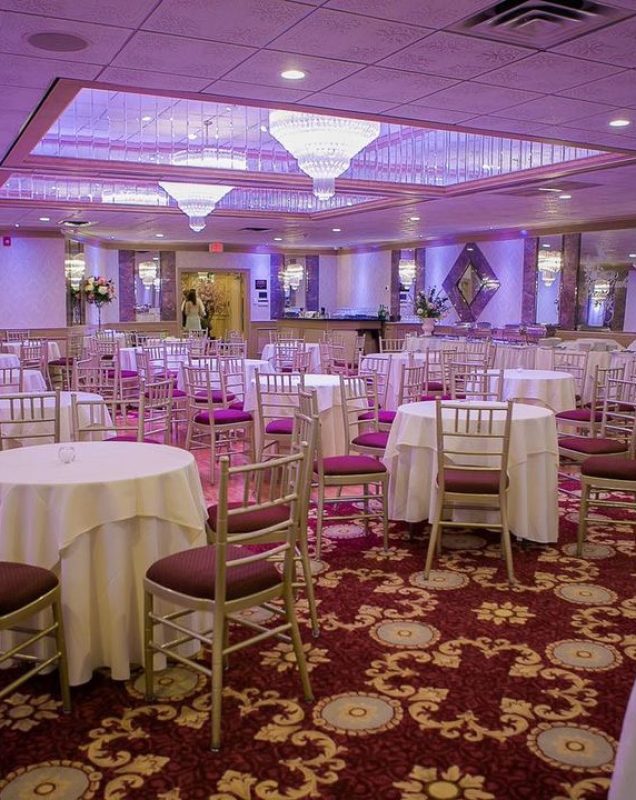 Embassy Room | Hanover Manor