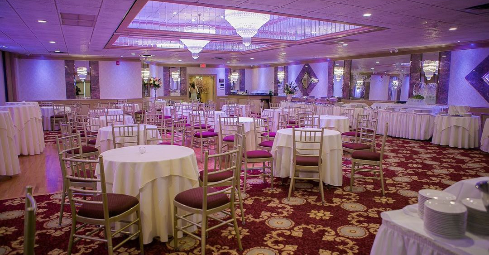 Embassy Room | Hanover Manor